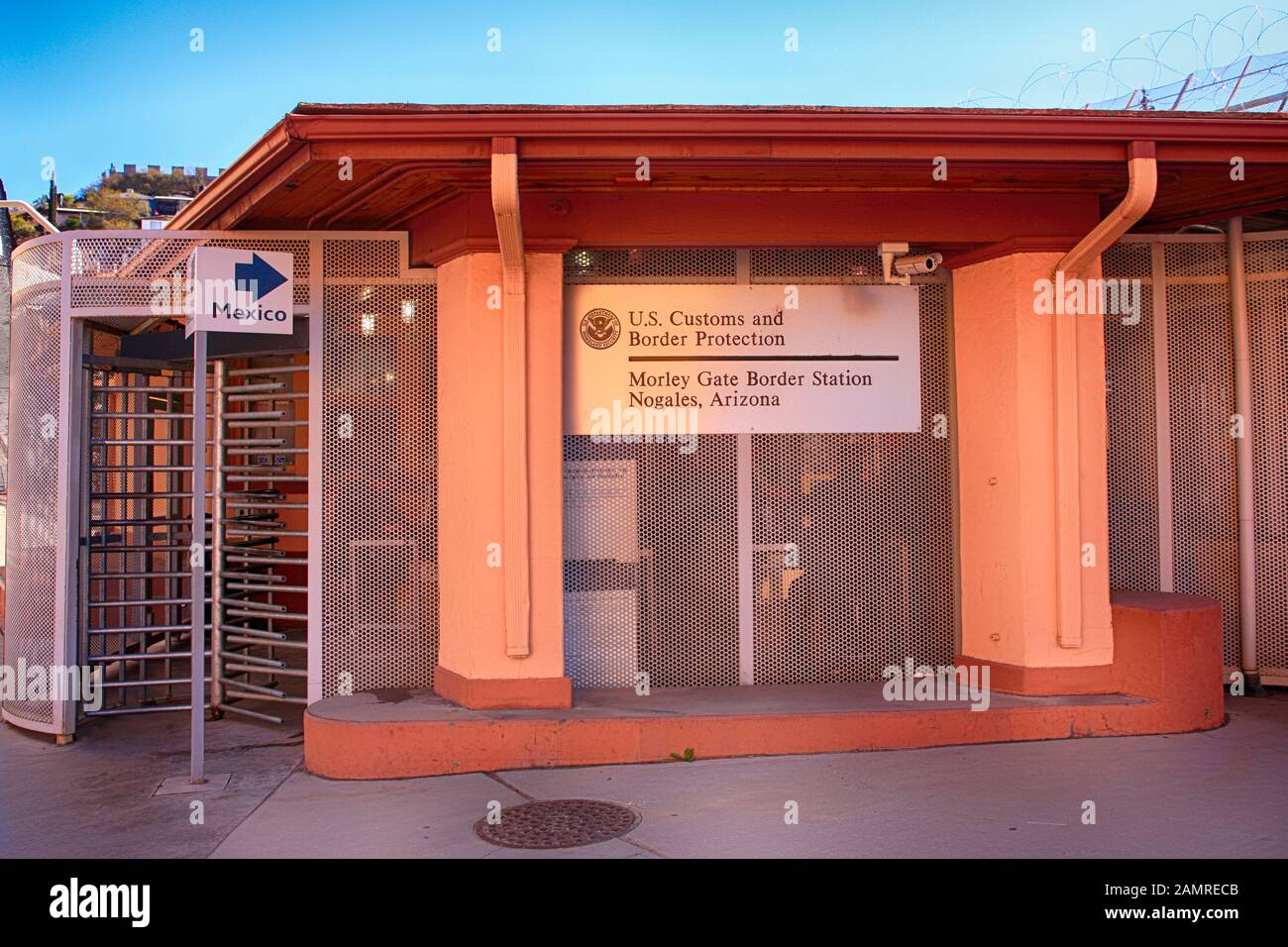 Mexico border crossing gate hi-res stock photography and images - Alamy