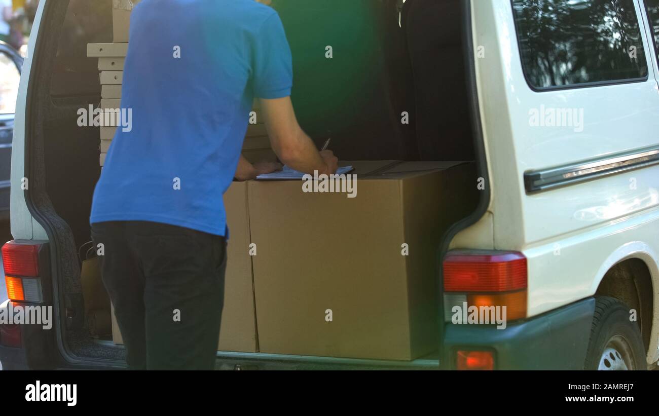 Delivery note receipt hi-res stock photography and images - Alamy