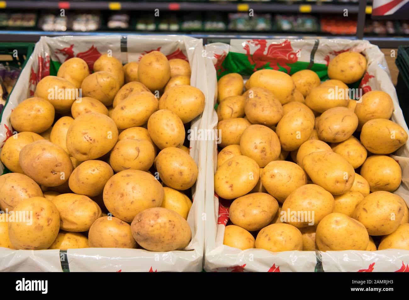 A supermarket potatoes hi-res stock photography and images - Alamy