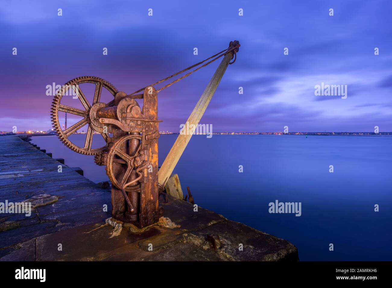 Old rusty manual dock crane on the long pier, The Great South Wall ...