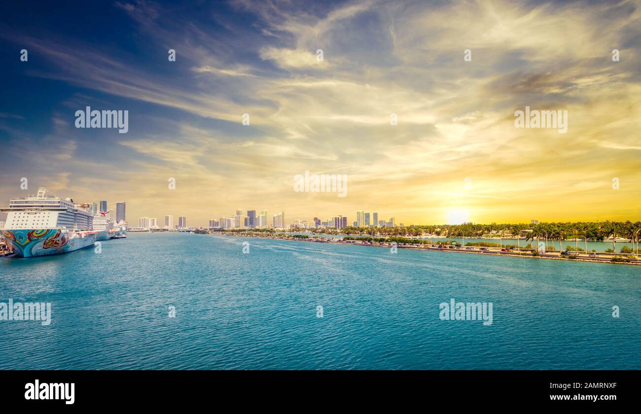 Port miami star island hi-res stock photography and images - Alamy