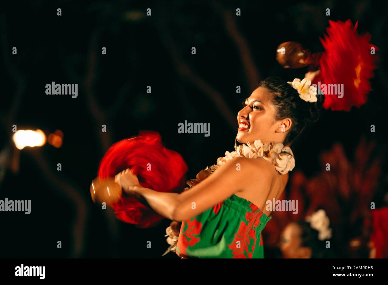 Traditional polynesian dancer Stock Photo - Alamy