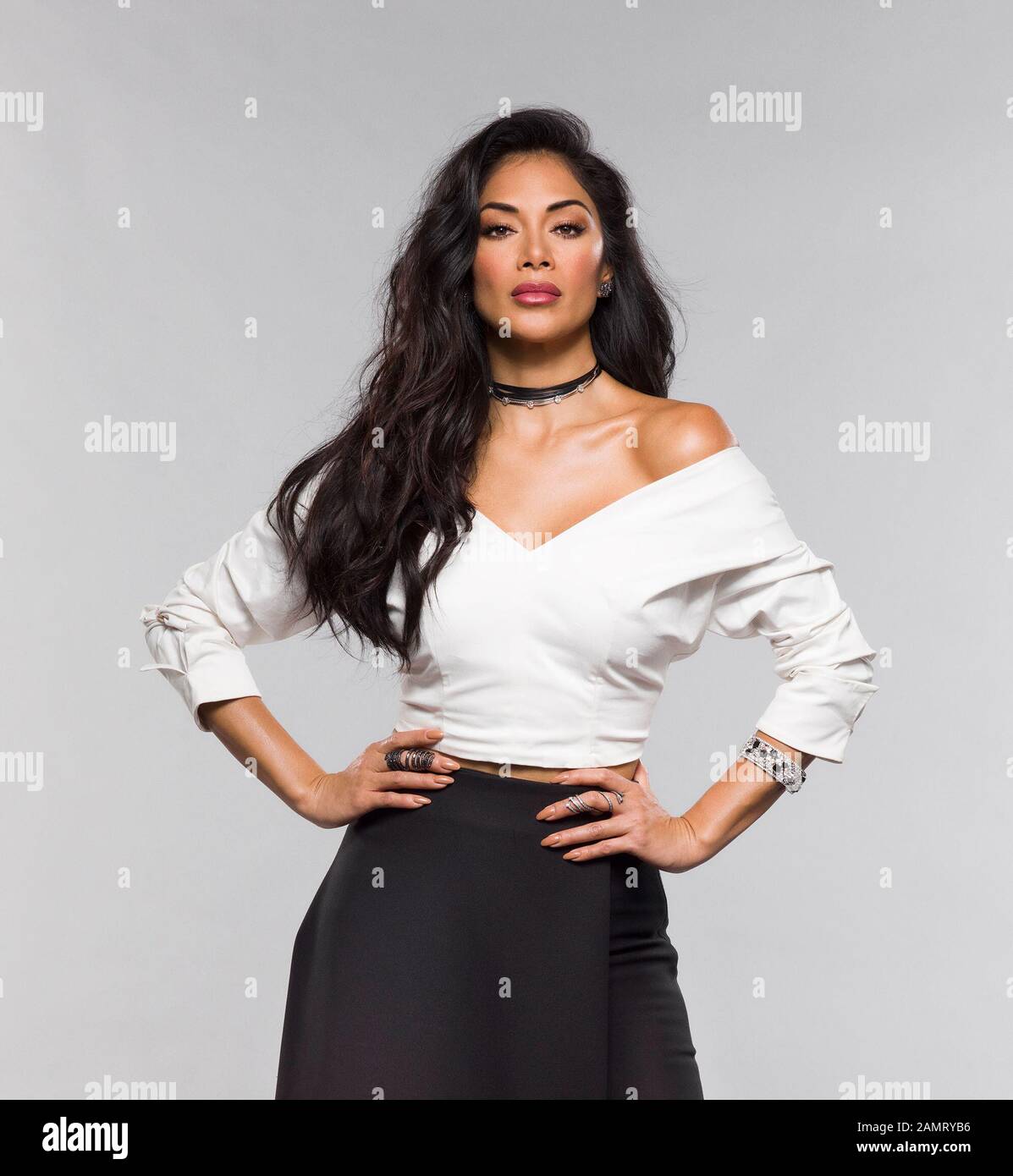 THE MASKED SINGER, Nicole Scherzinger, (Season 1, premieres Jan. 2 ...