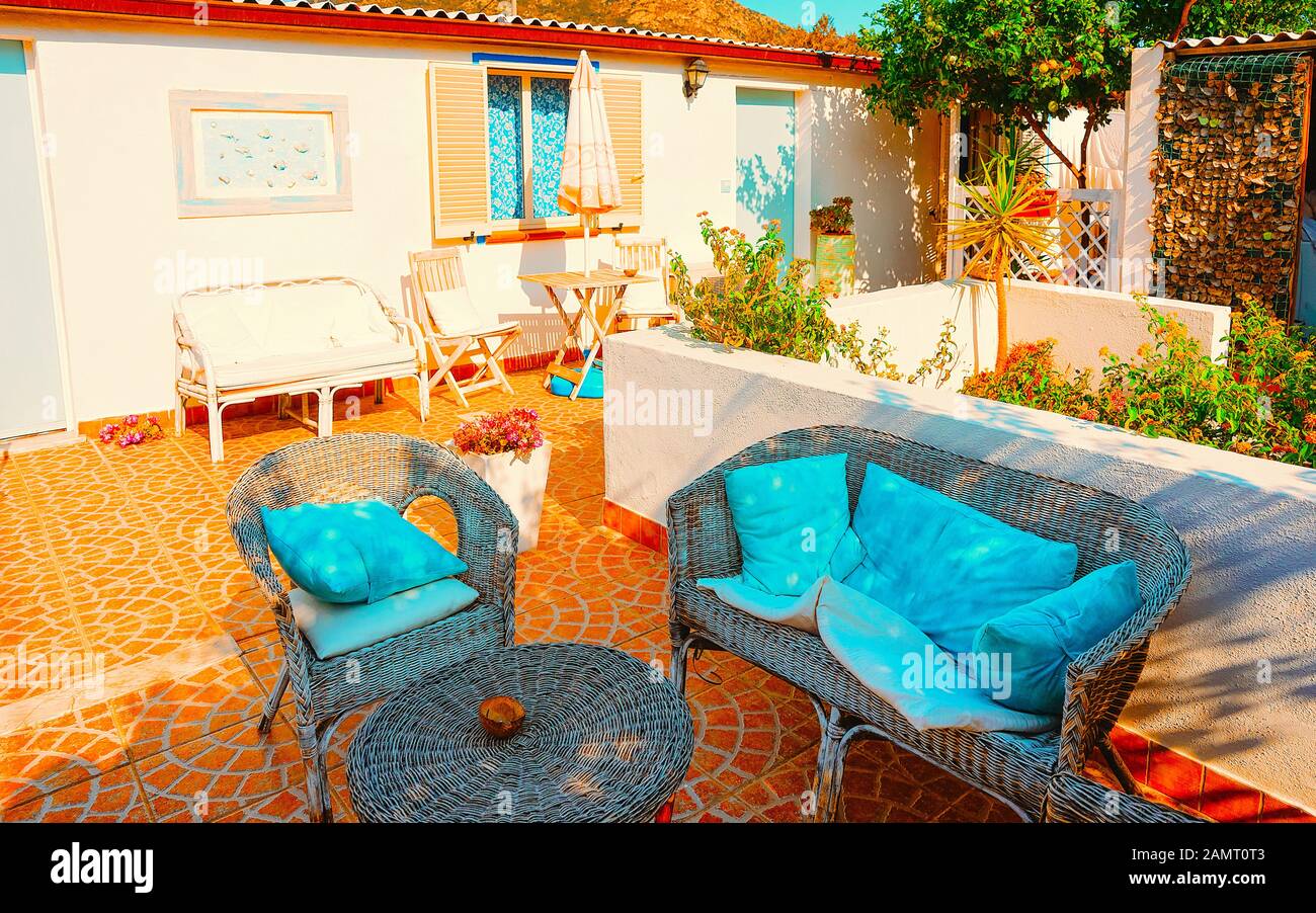 Italy veranda hi-res stock photography and images - Alamy