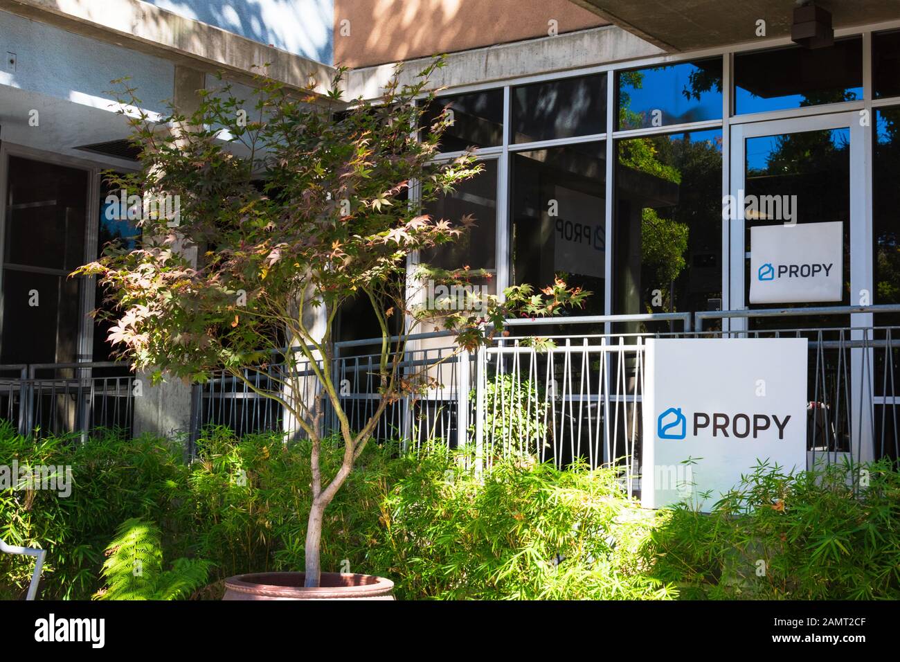 Palo alto california home hi-res stock photography and images - Alamy