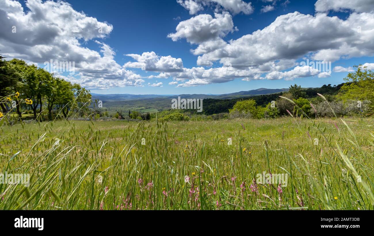 Rural beauty in italy hi-res stock photography and images - Alamy