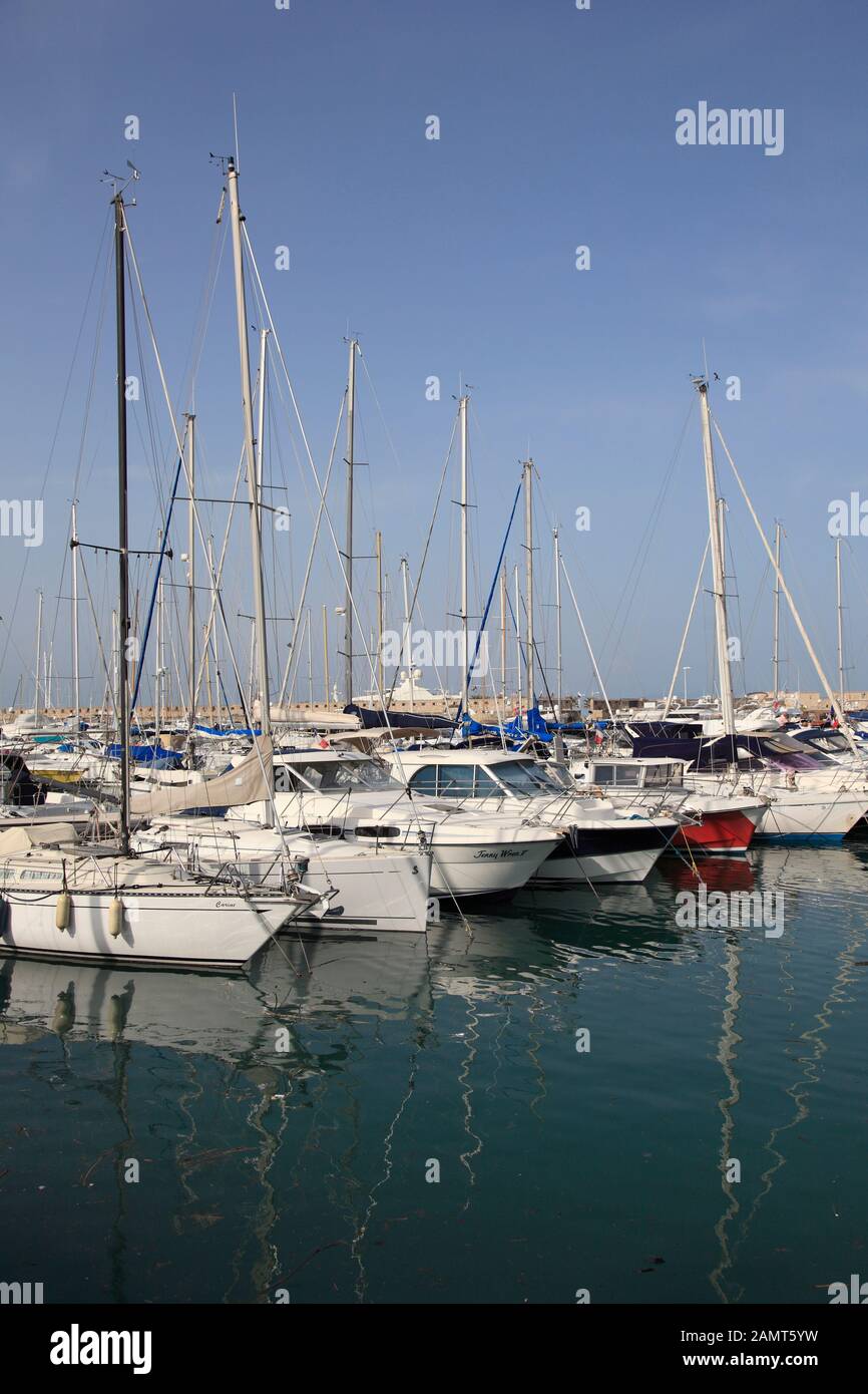 Antibes port vauban hi-res stock photography and images - Alamy