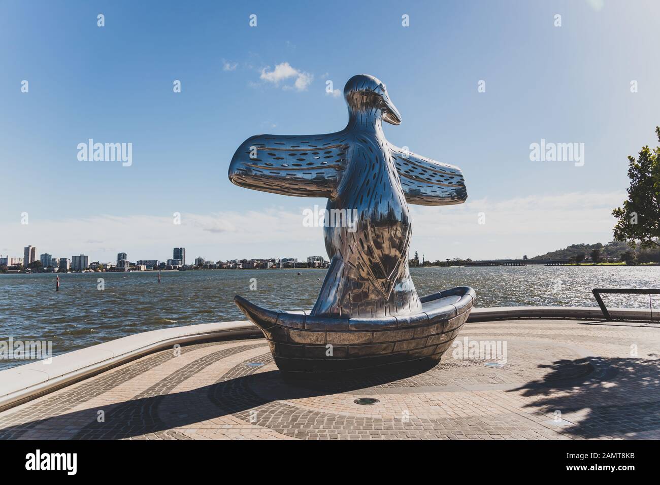 First contact sculpture hi-res stock photography and images - Alamy