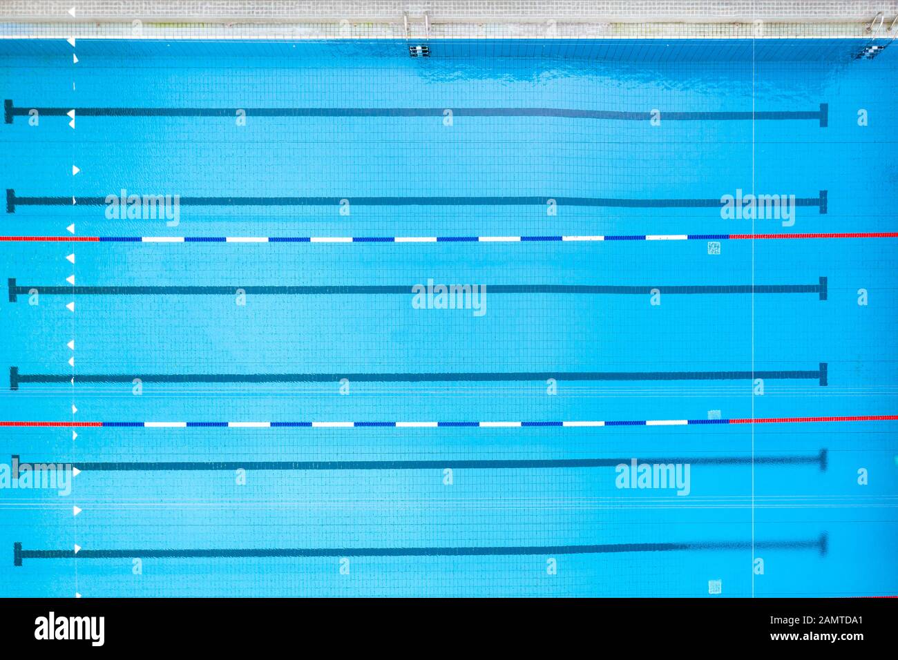 Aerial of swimming pool hi-res stock photography and images - Alamy