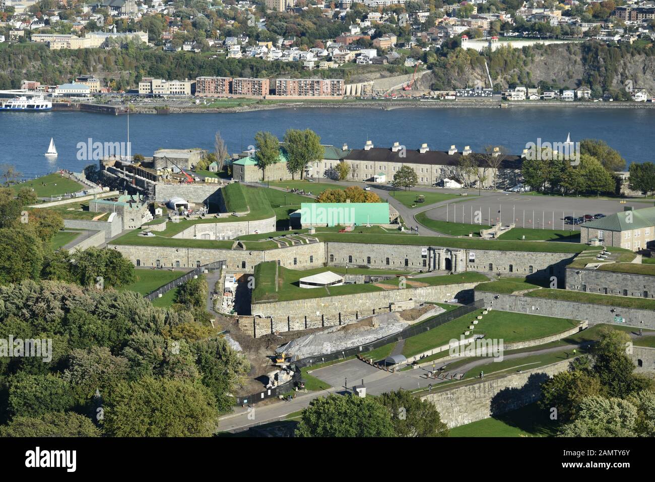 French canadian neoclassical architecture hi-res stock photography and ...
