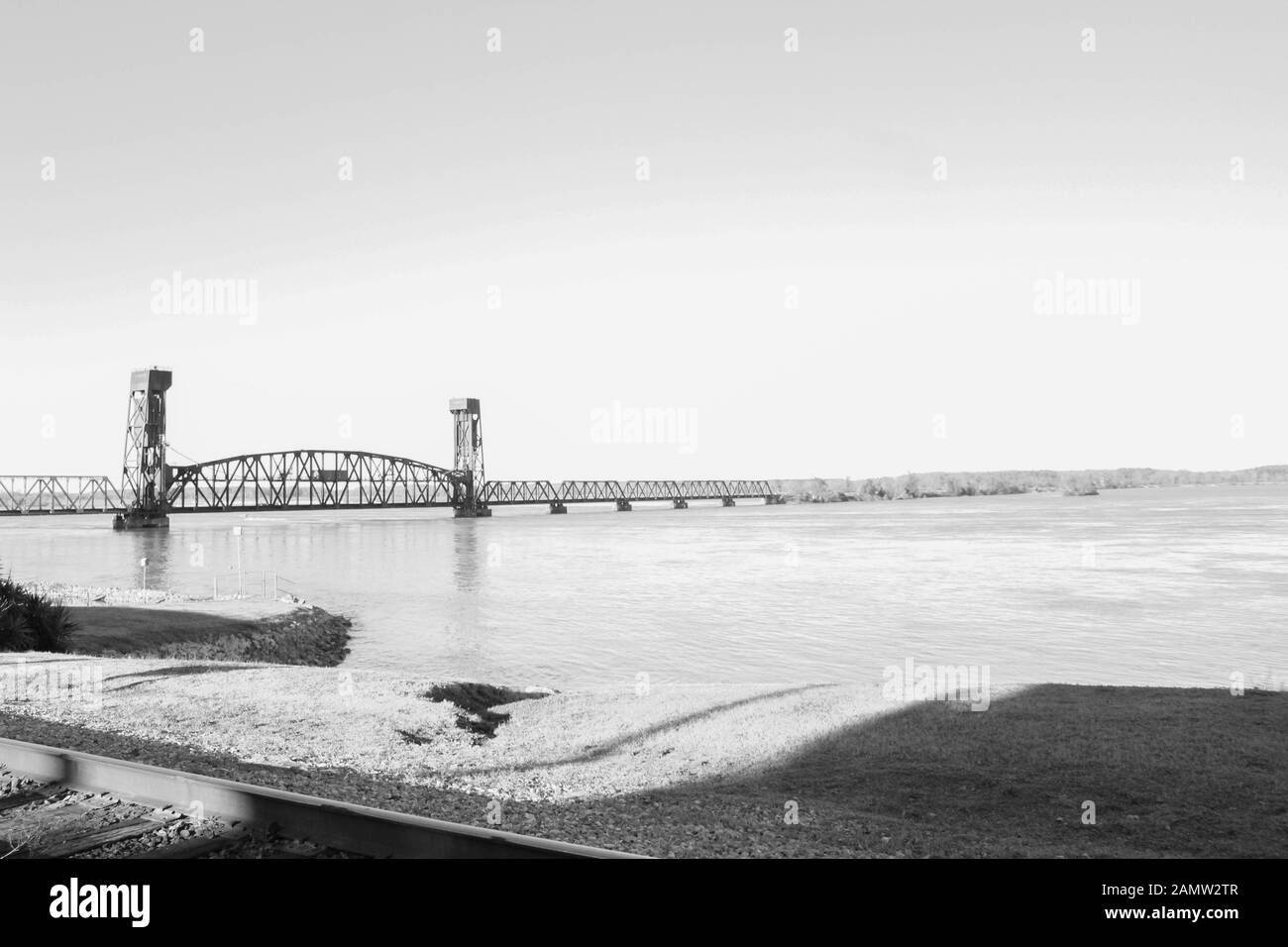Tennessee River train bridge in Decatur, Alabma Stock Photo - Alamy