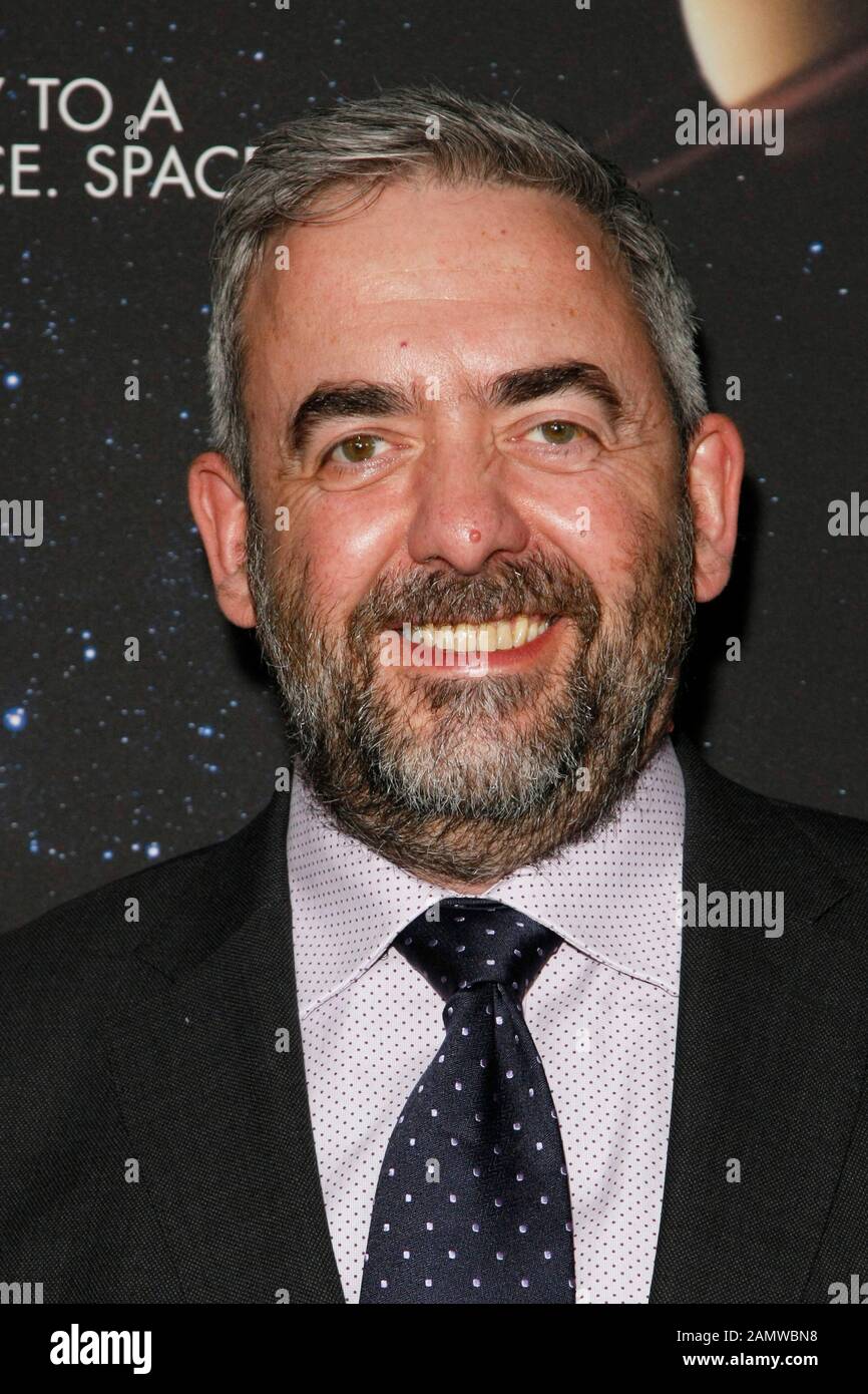 Los Angeles, USA. 14th Jan 2020. Simon Blackwell attends HBO's premiere ...