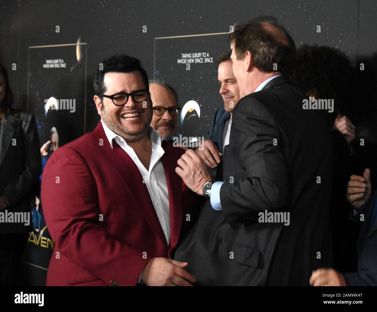 Los Angeles, California, USA 14th January 2020 Actor Josh Gad and actor Hugh Laurie attend HBO's ...