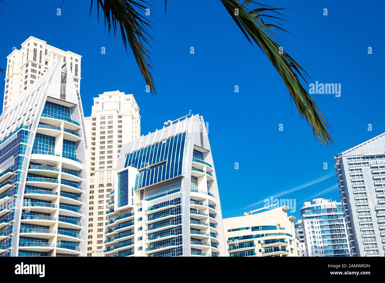 Top view skyscraper on green hi-res stock photography and images - Alamy