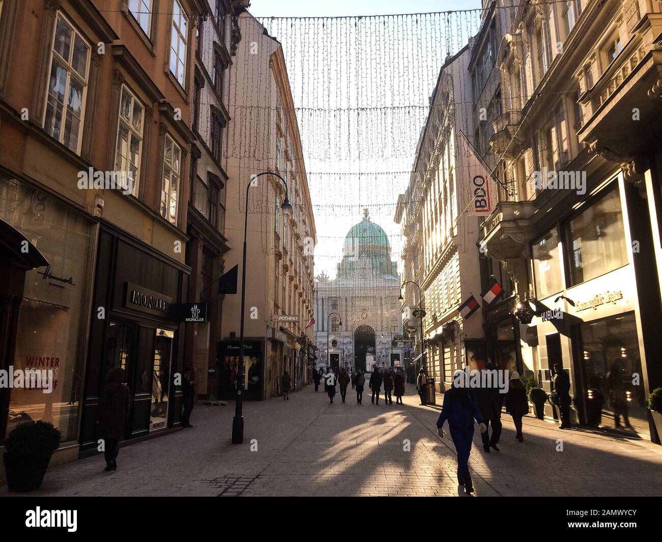 Beautiful sunny city view of Vienna Stock Photo - Alamy