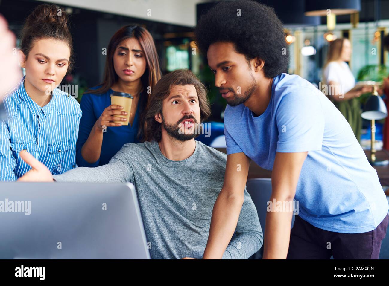 Coworkers argue hi-res stock photography and images - Alamy