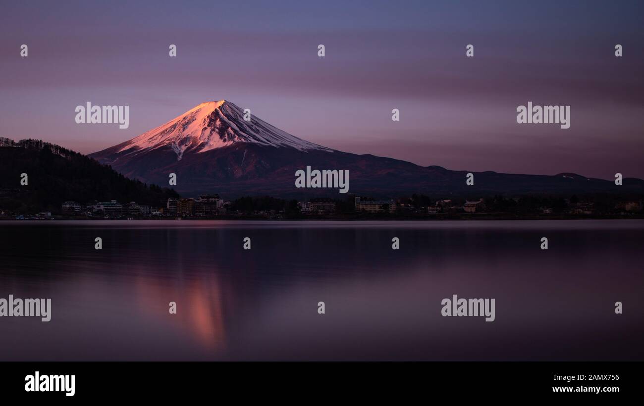 Mount fuji sunrise hi-res stock photography and images - Alamy