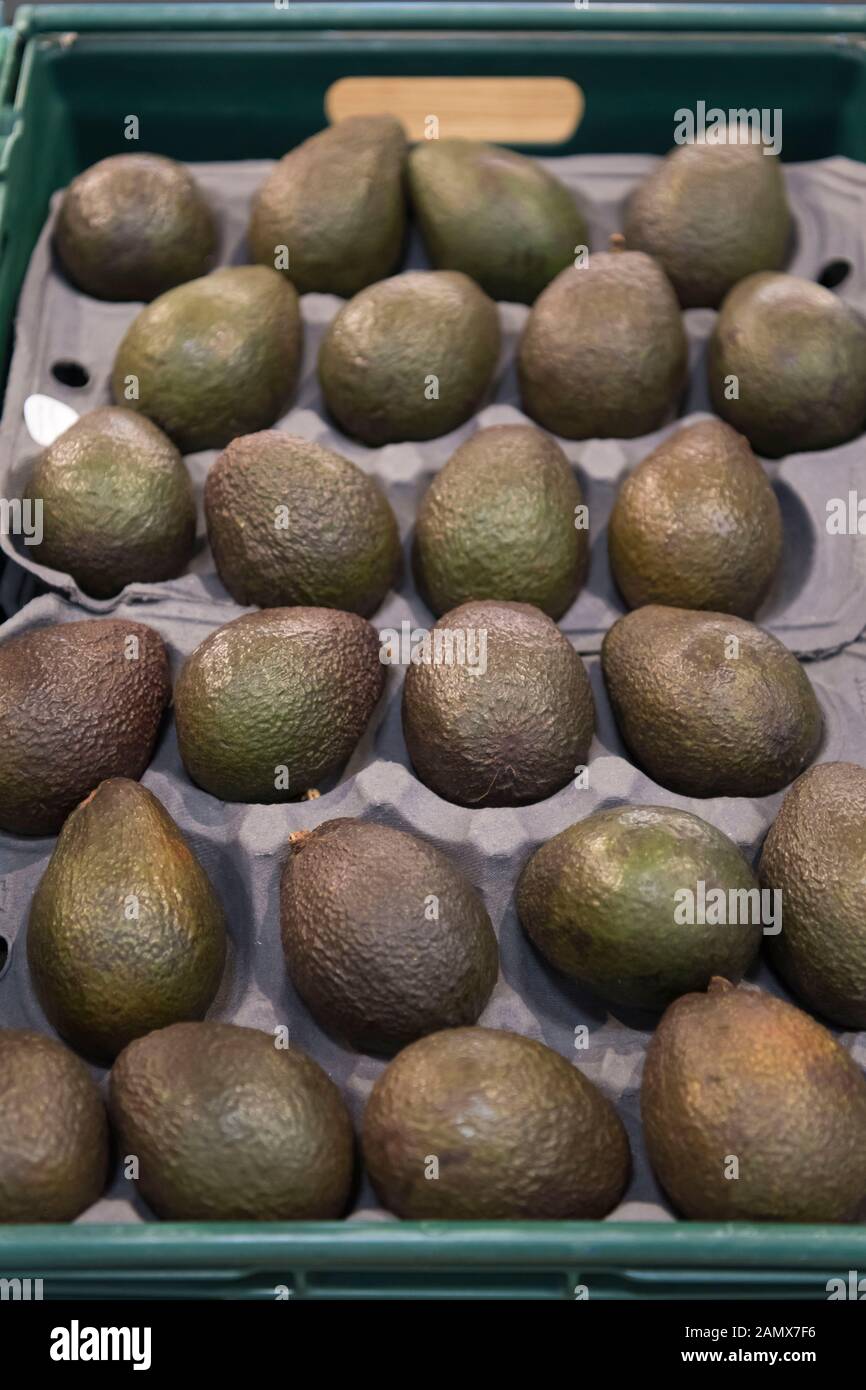 Avocados in a supermarket hi-res stock photography and images - Alamy