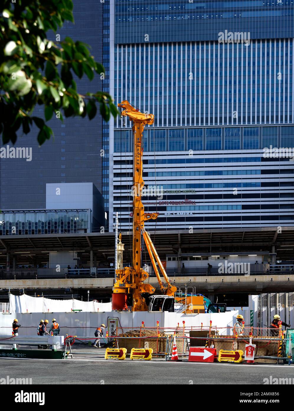 Nagoya japan construction site hi-res stock photography and images - Alamy