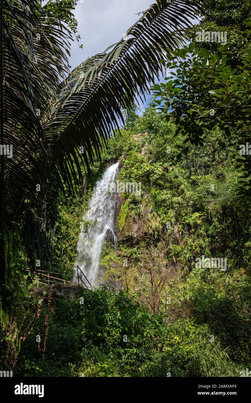 Kaeng Yuy waterfall at Vang Vieng , Laos. Southeast Asia Stock Photo ...
