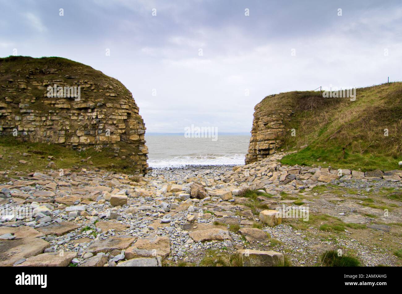 Rhoose hi-res stock photography and images - Alamy
