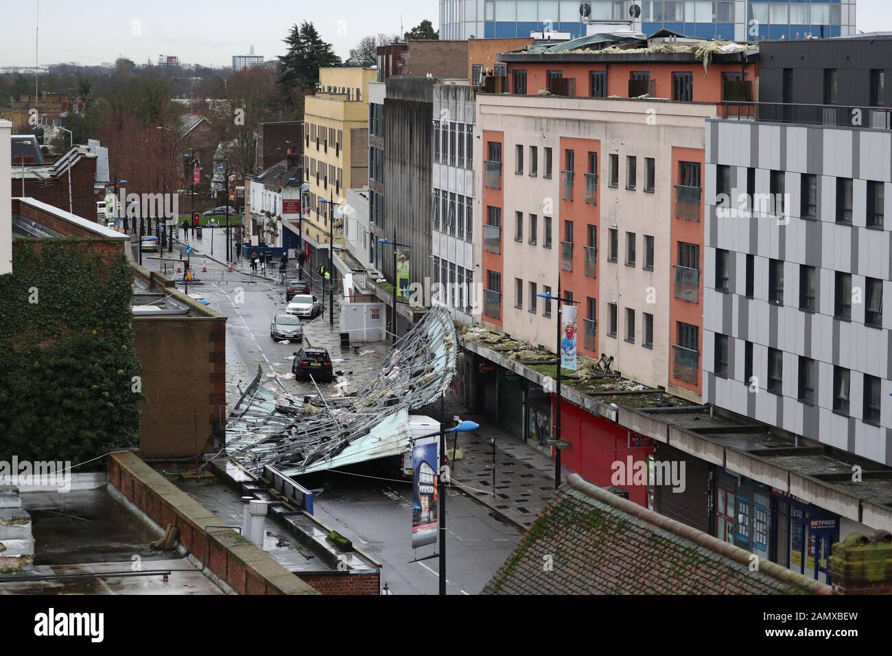 Slough high street hi-res stock photography and images - Alamy
