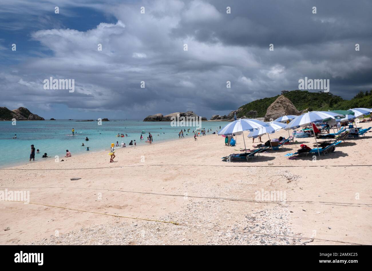 Okinawa people hi-res stock photography and images - Alamy