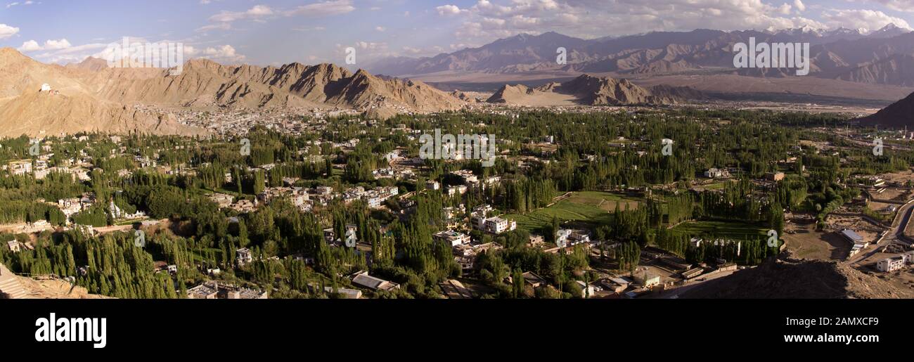 Panoramic view of Leh, Ladakh Stock Photo - Alamy