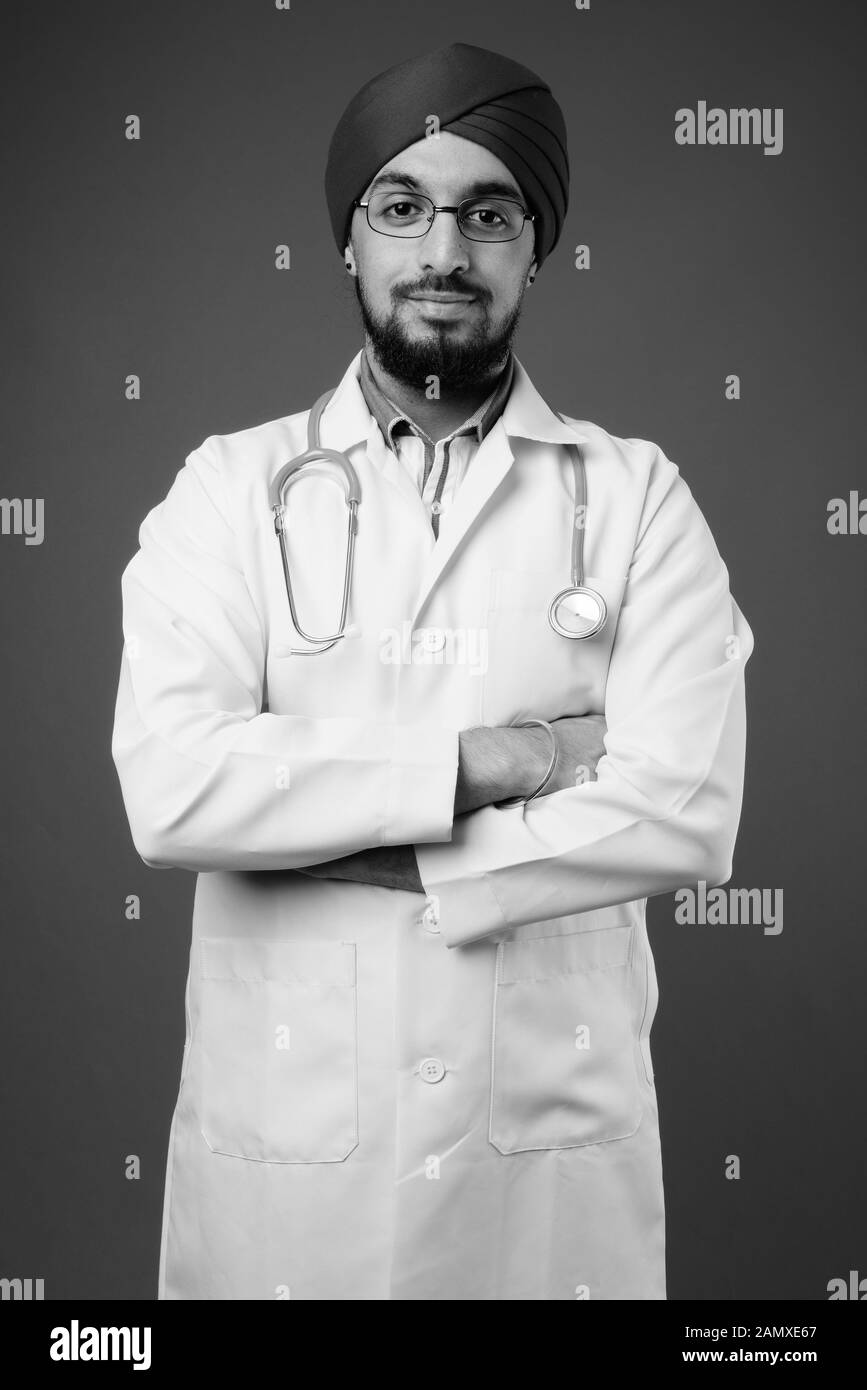 Young sikh man hi-res stock photography and images - Alamy