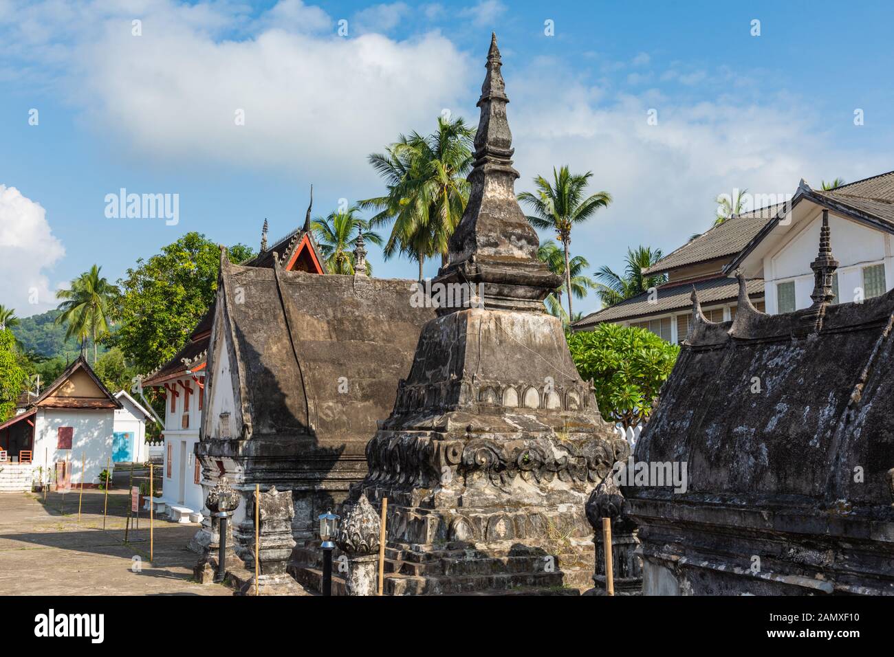 Wat Xieng thong temple,Luang Pra bang, Laos Stock Photo - Alamy