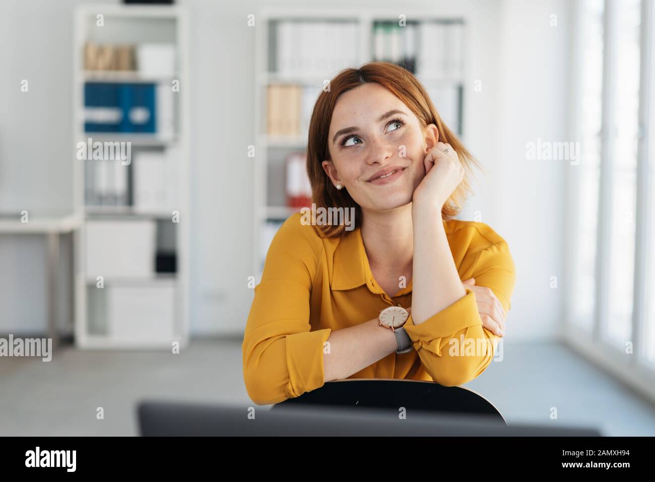 Reminiscing memories hi-res stock photography and images - Alamy