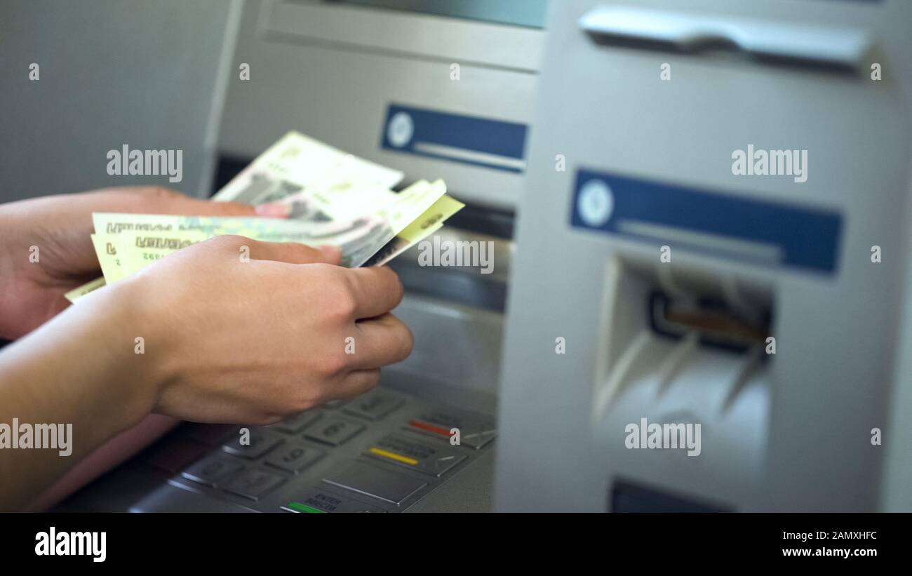 Bank note counting machine hi-res stock photography and images - Alamy