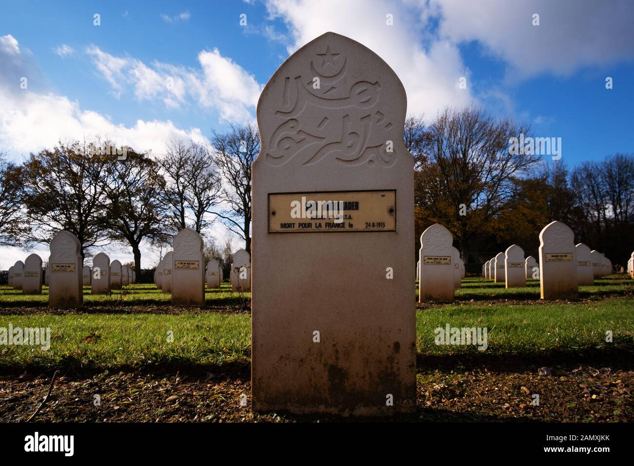 Muslim war graves, Notre Dame de Lorette French cemetery 10 Stock Photo ...
