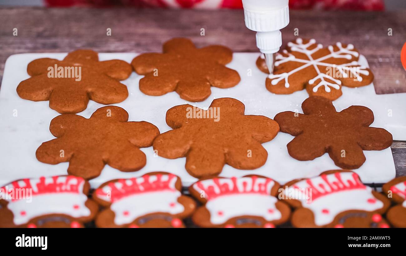 Step by step. Decorating gingerbread cookies with royal icing Stock ...