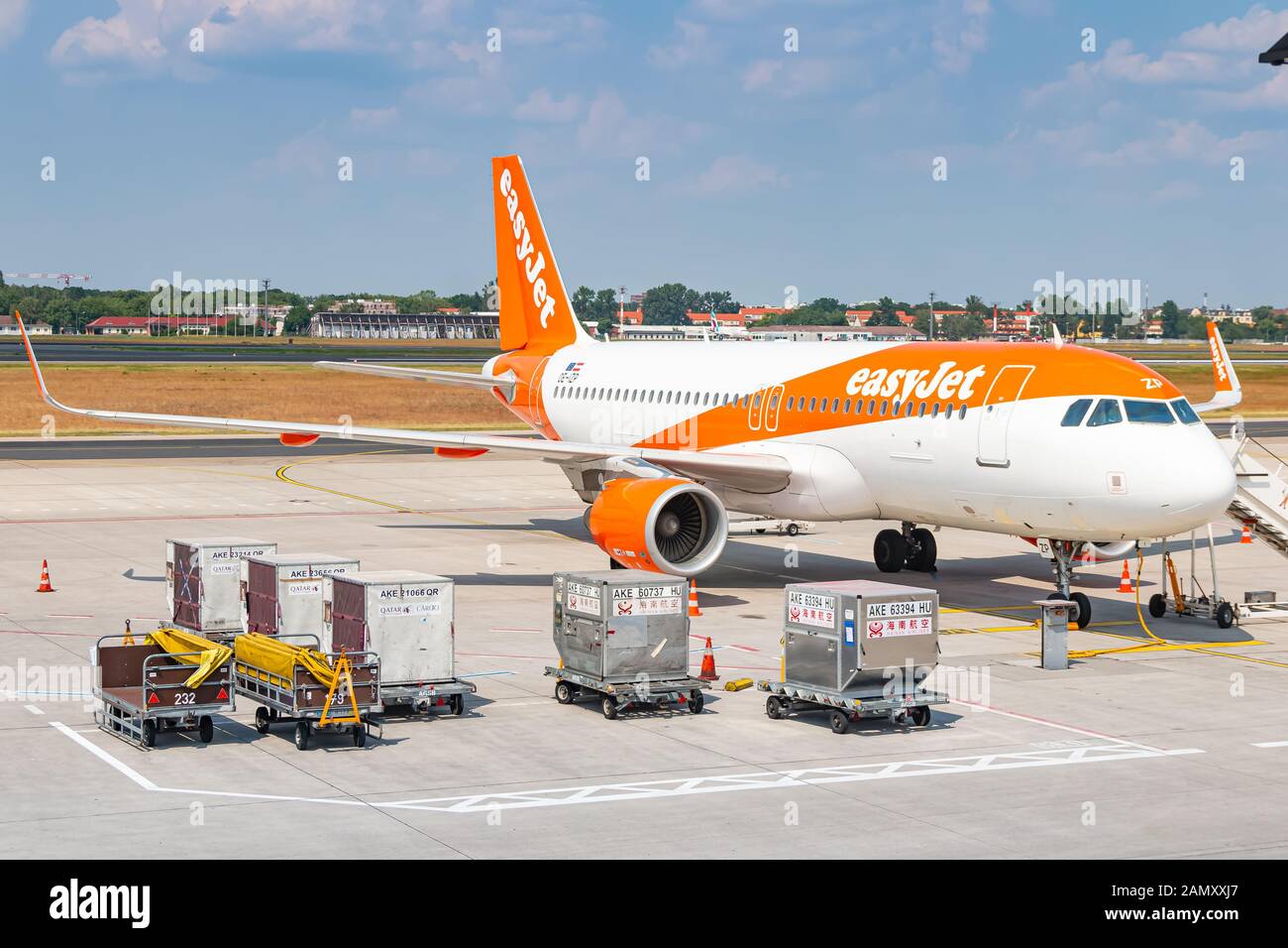 Airbus a320 200neo hi-res stock photography and images - Alamy