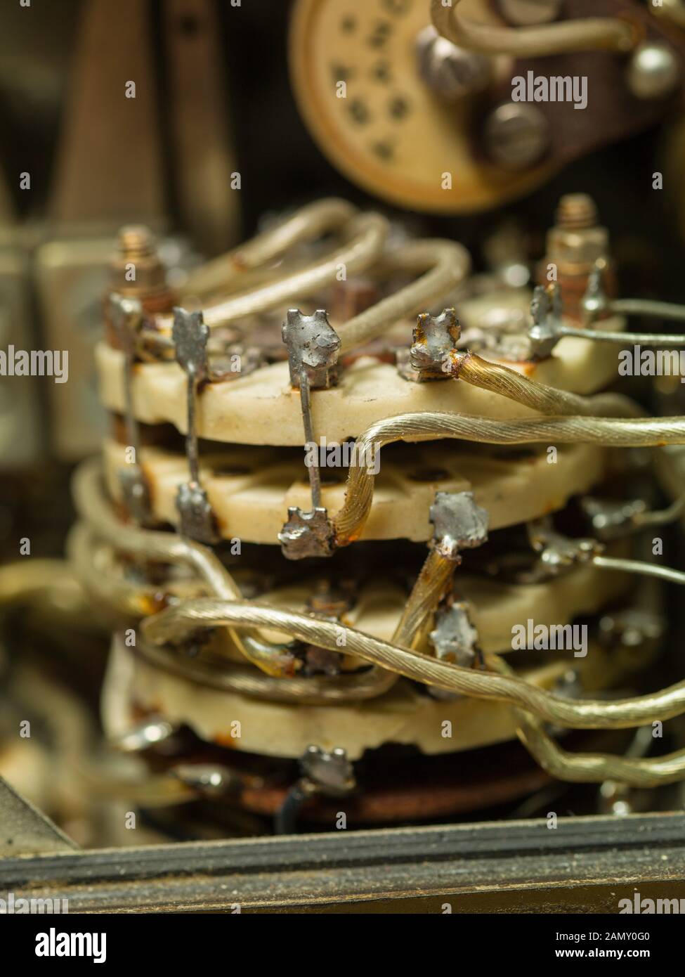 Mechanical capacitor hi-res stock photography and images - Alamy