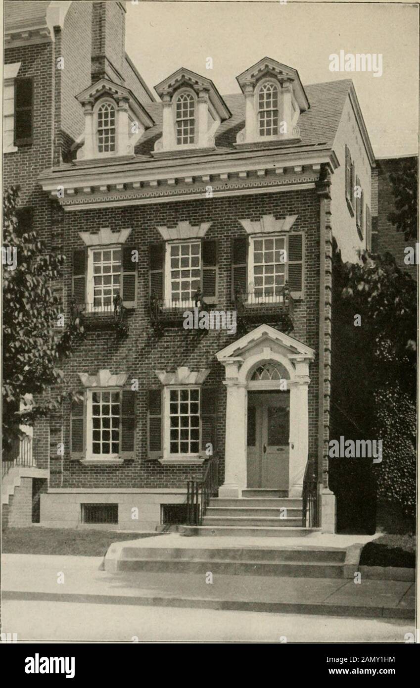 Attached columns hi-res stock photography and images - Alamy