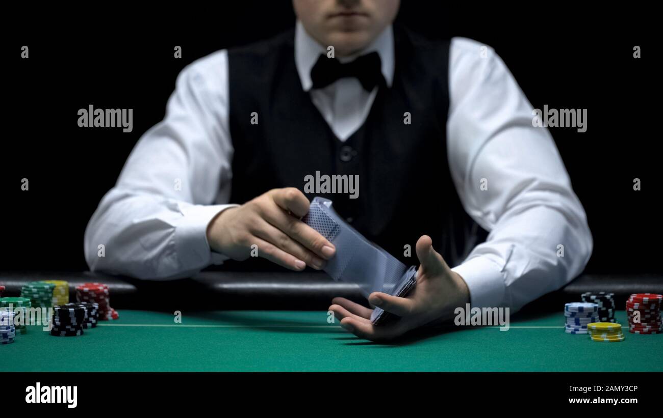 Croupier las vegas hi-res stock photography and images - Alamy