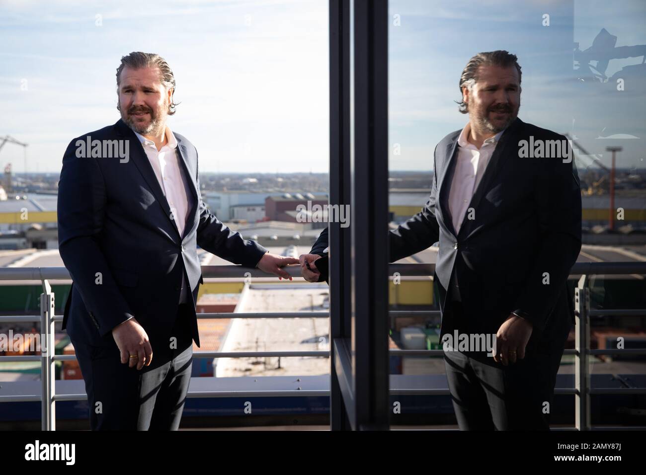 Hamburg, Germany. 15th Jan, 2020. Torben Seebold, Executive Vice ...