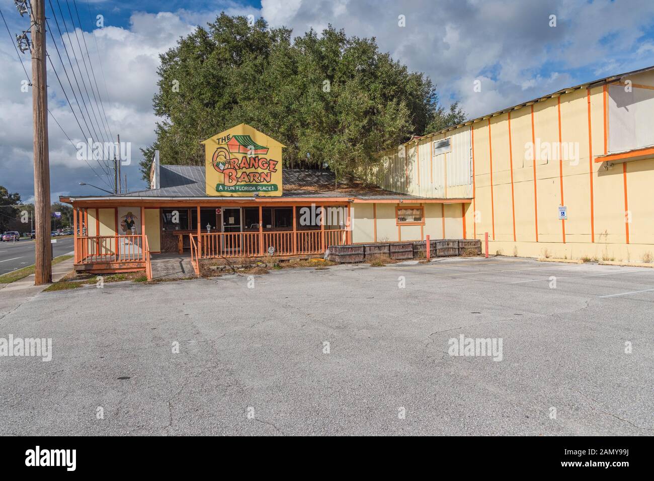 The Orange Barn Store since 1961 Stock Photo - Alamy