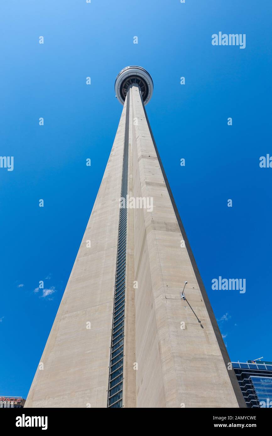 Look up at low angle hi-res stock photography and images - Alamy