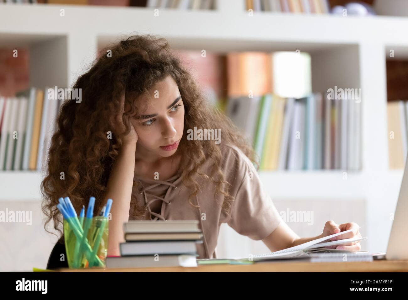 Female Student Sit High Resolution Stock Photography and Images - Alamy