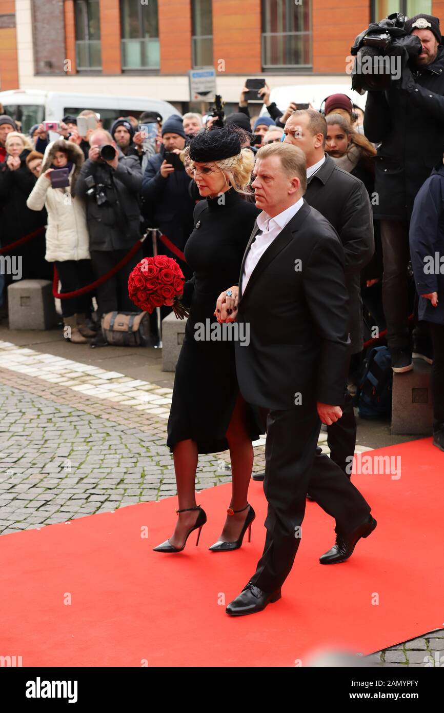 Marion Fedder und Jörg Pawlik, Trauerfeier für Jan Fedder, St ...