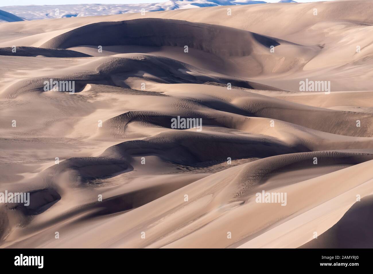 the shape of sand dunes in lut desert Stock Photo - Alamy