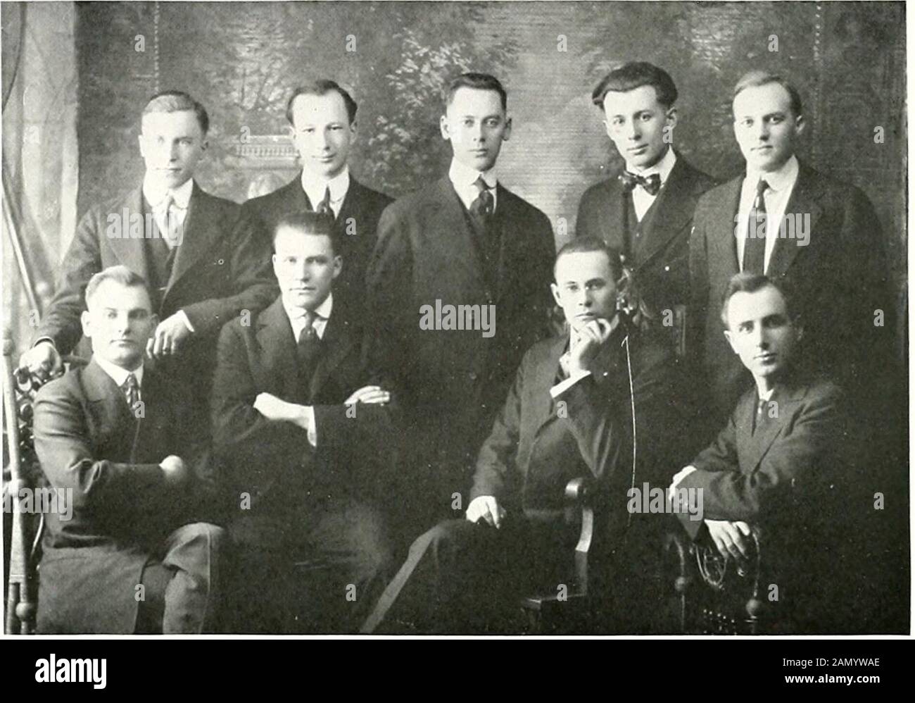 R g wallace hi-res stock photography and images - Alamy