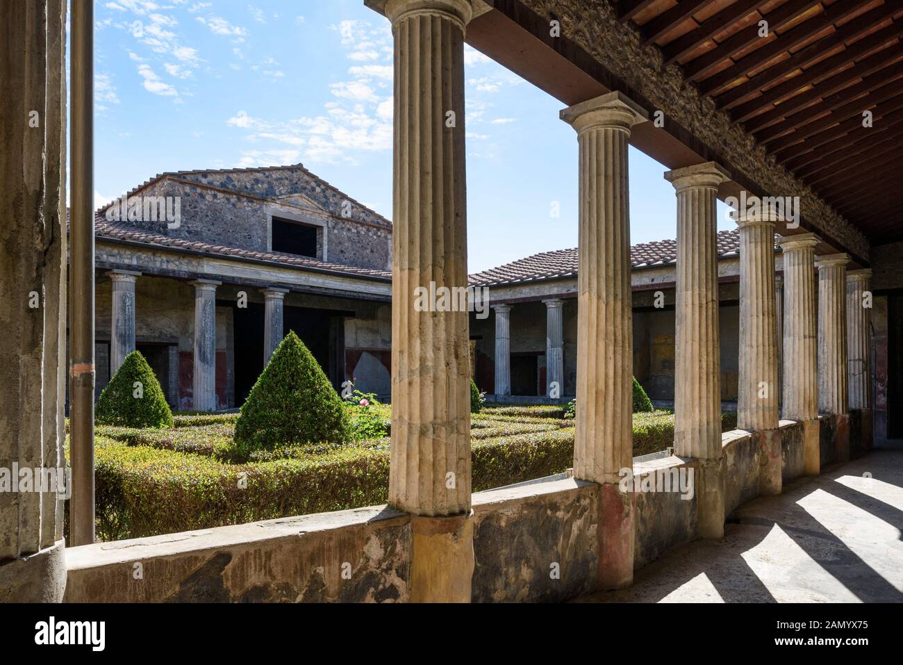 Pompeii house hi-res stock photography and images - Alamy