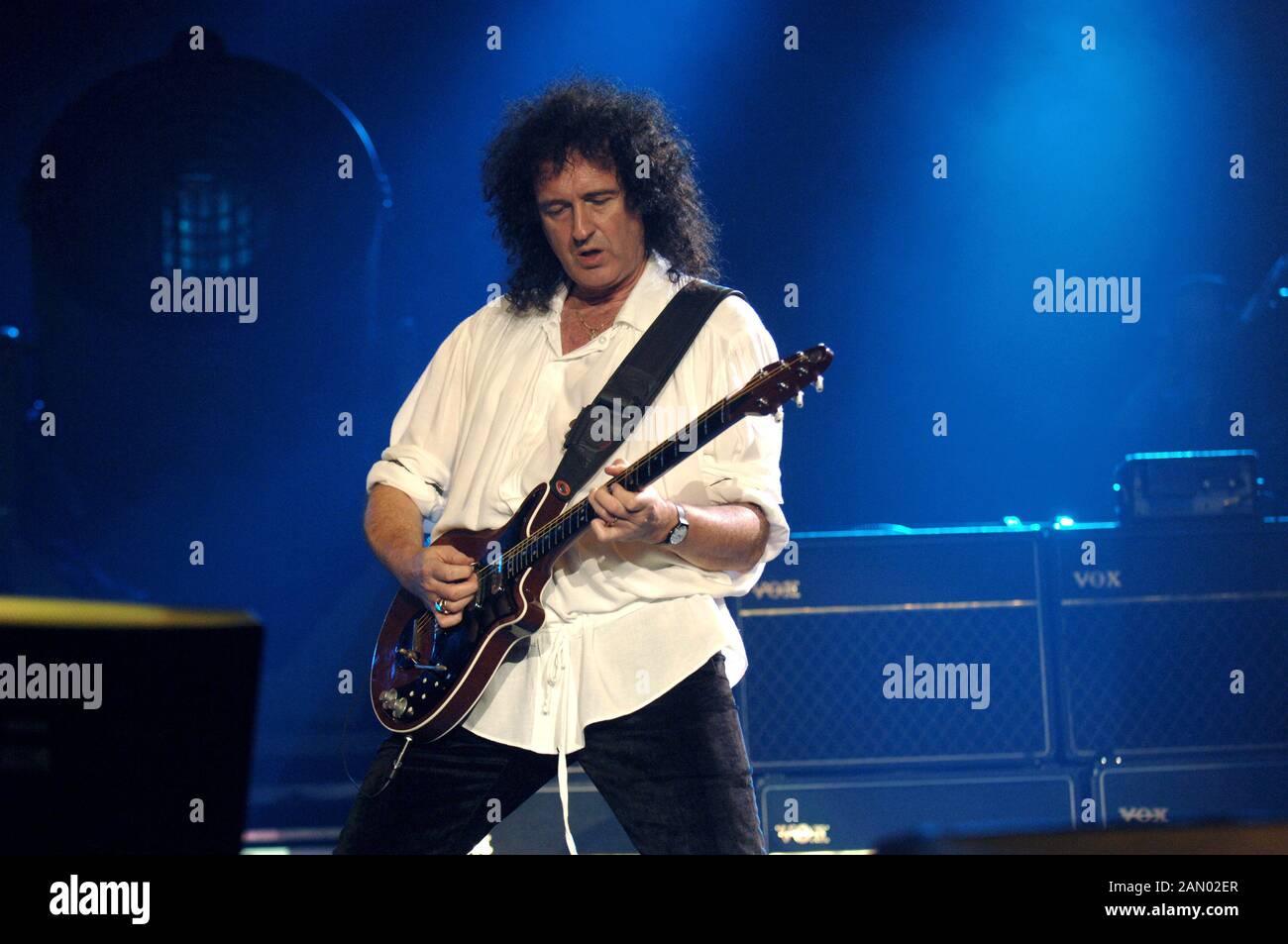 Brian may queen 1976 hi-res stock photography and images - Alamy
