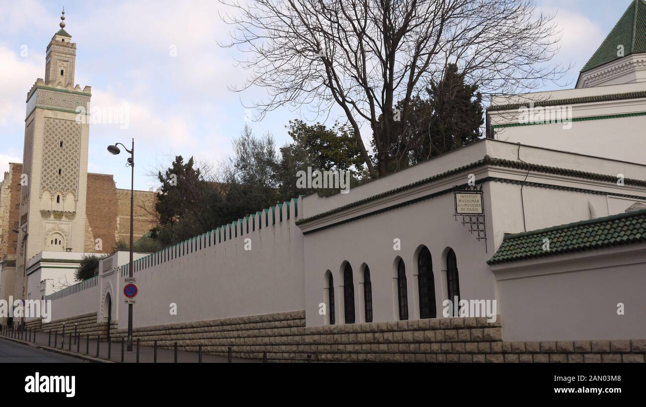 The grand mosque in Paris Stock Photo - Alamy