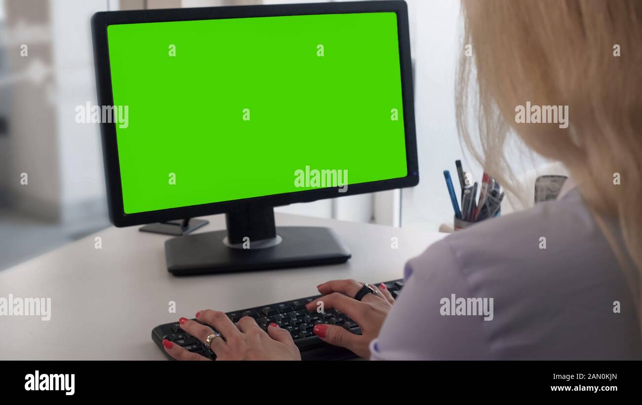 Manager typing hi-res stock photography and images - Alamy