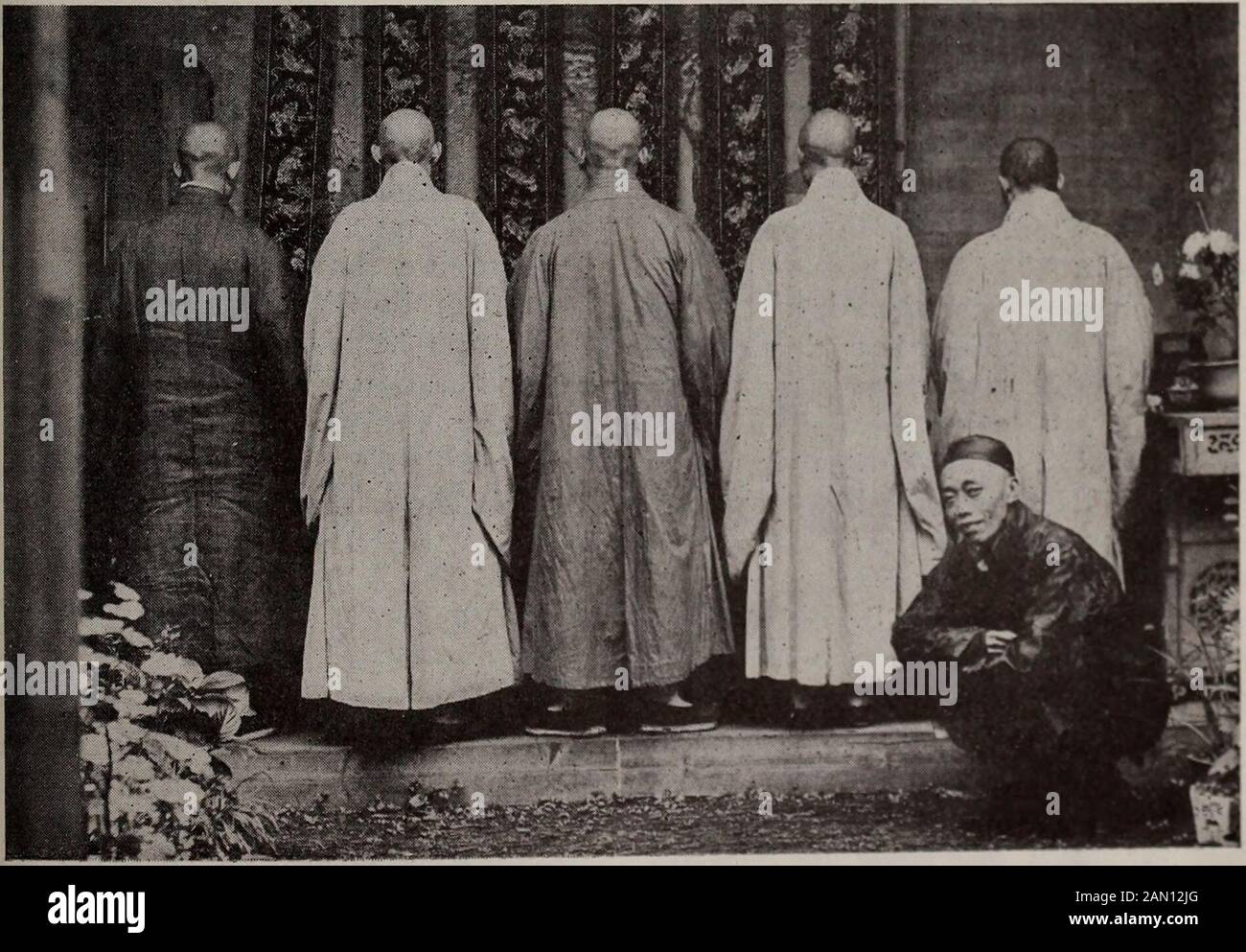 Initiation supervision hi-res stock photography and images - Alamy